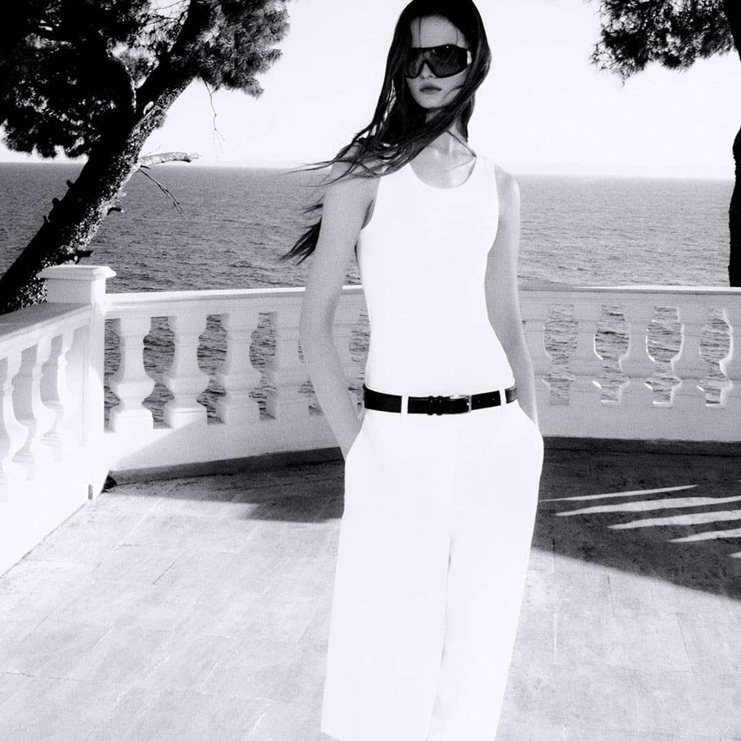 COS | Victoria Leeds