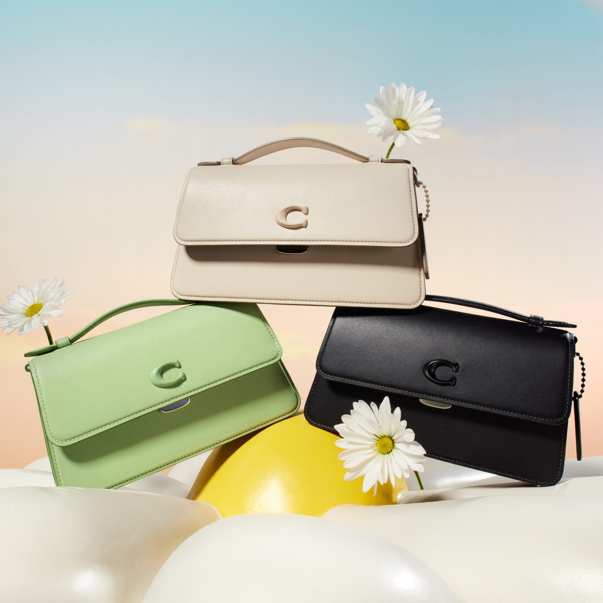 Coach | Victoria Leeds