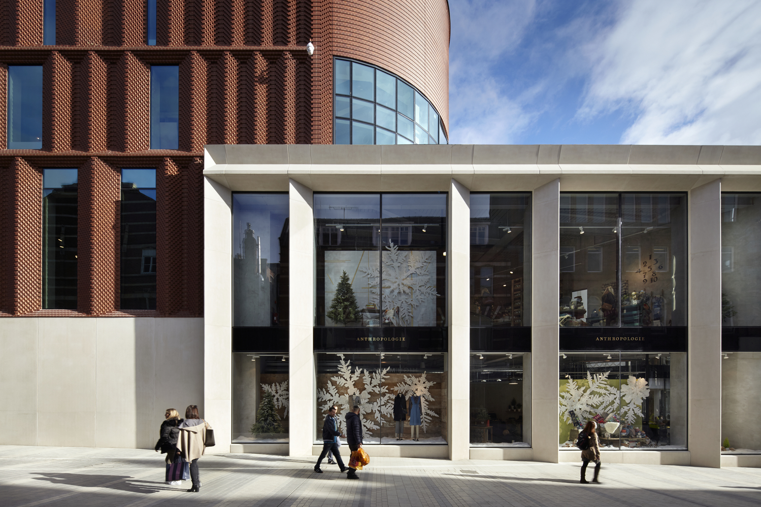 Visit Our Shopping Centre In Leeds | Victoria Leeds