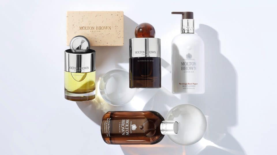 COS | Victoria Leeds