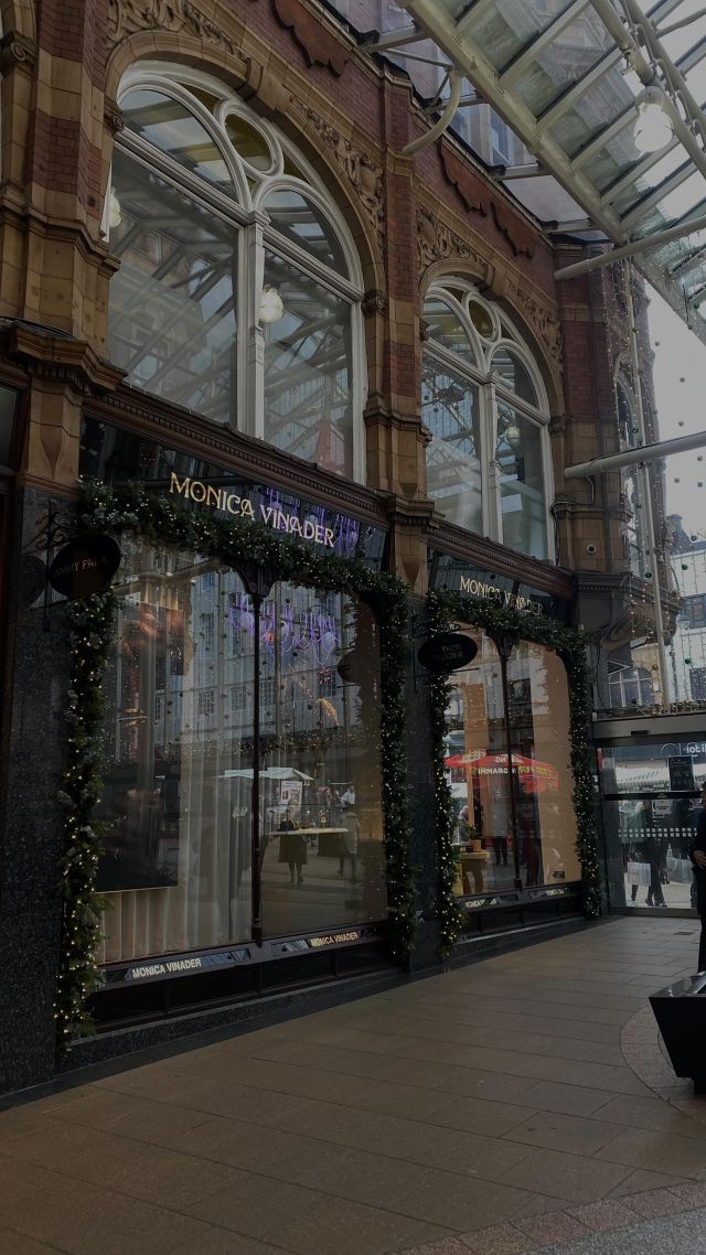 Opening Hours In Our Shopping Centre | Victoria Leeds