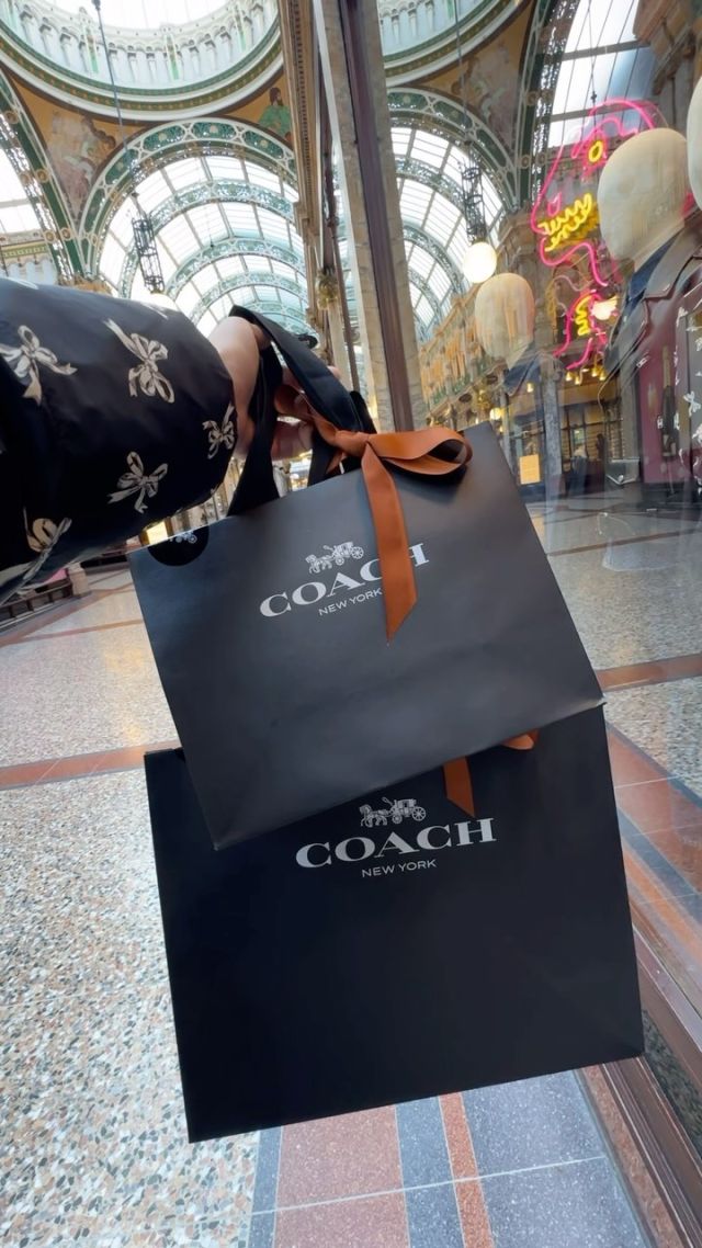 Visit Our Shopping Centre In Leeds | Victoria Leeds